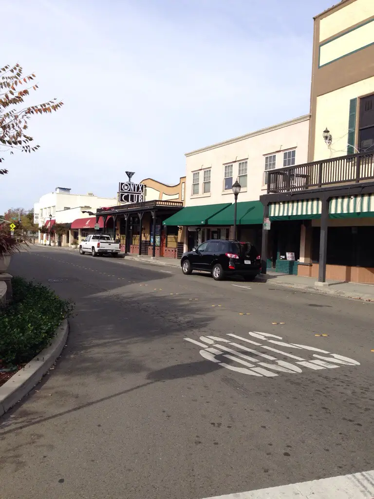 Historic Old Town of Roseville - Les aventures de la famille Bourg