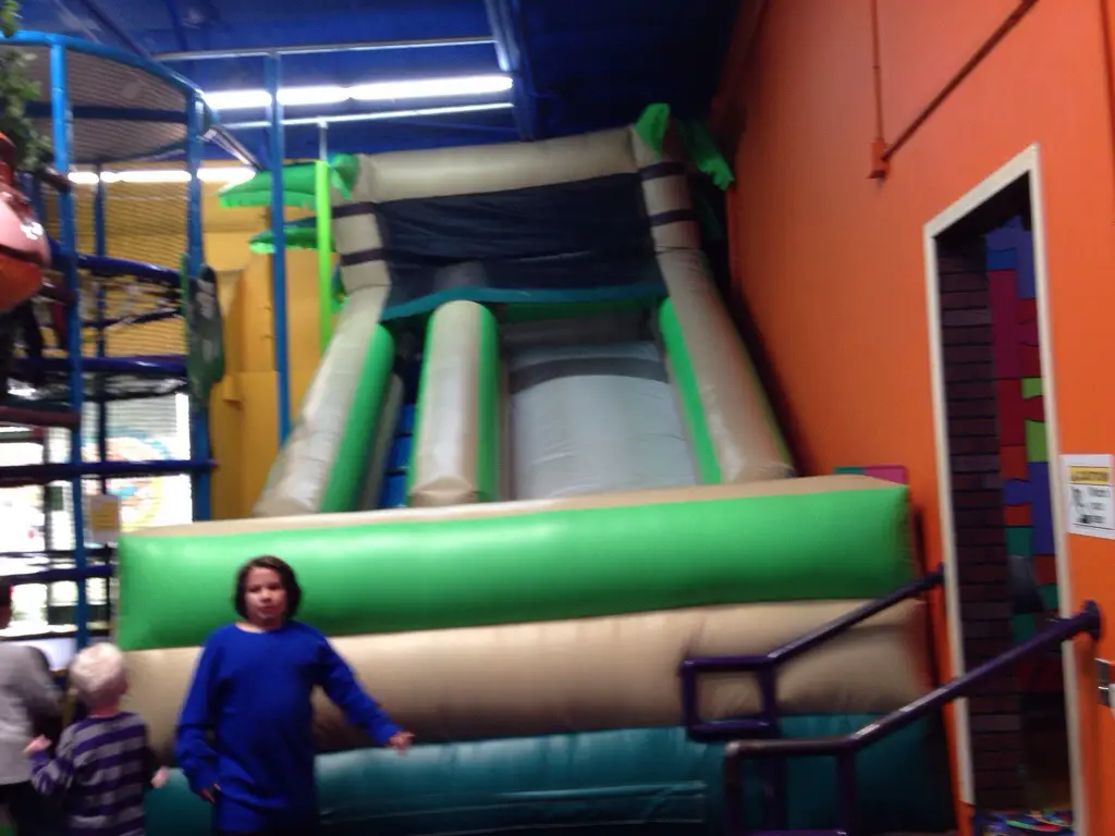 Wacky Tacky, un indoor play center à Roseville - Les aventures de la ...