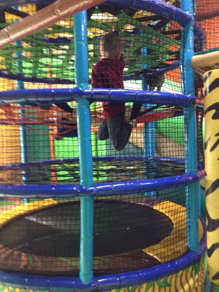 Wacky Tacky, un indoor play center à Roseville - Les aventures de la ...