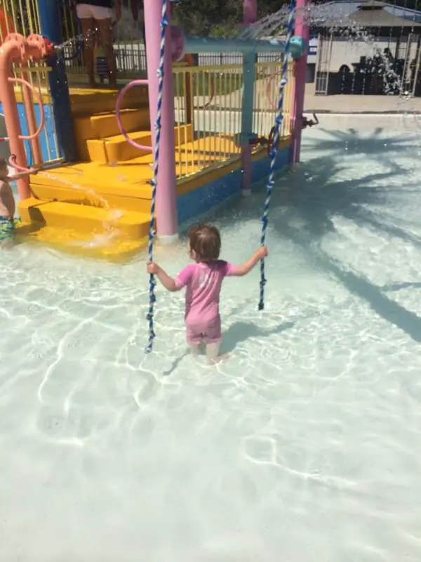 Roseville Aquatic Complex - Les aventures de la famille Bourg